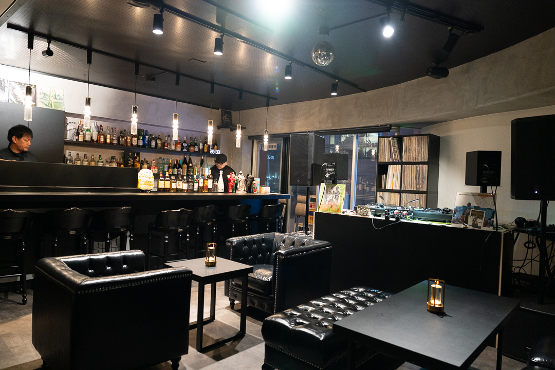 Reed Cafe Osaka | Bar & Drinks
